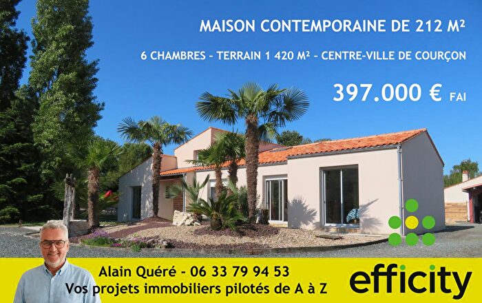 Maison 7 pièces à Courçon, à vendre
