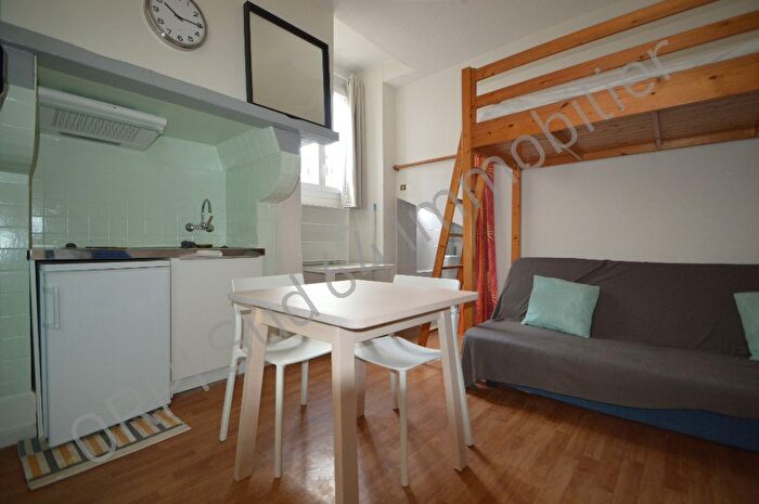 Pau, Centre-ville : Appartement 1 pièce à louer