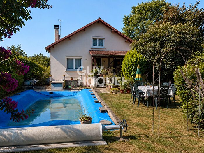 Maison 4 pièces à Décines-Charpieu, Berthaudière, à vendre