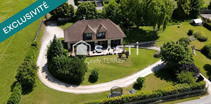 Maison 7 pièces à vendre - Montferrat