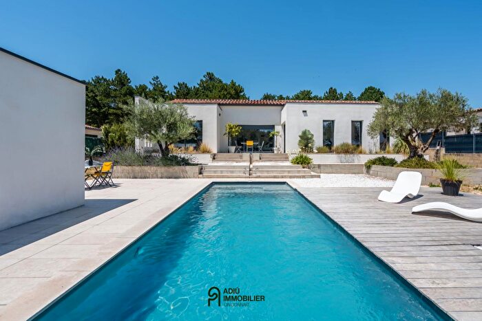 Maison 4 pièces à Uzès, à vendre