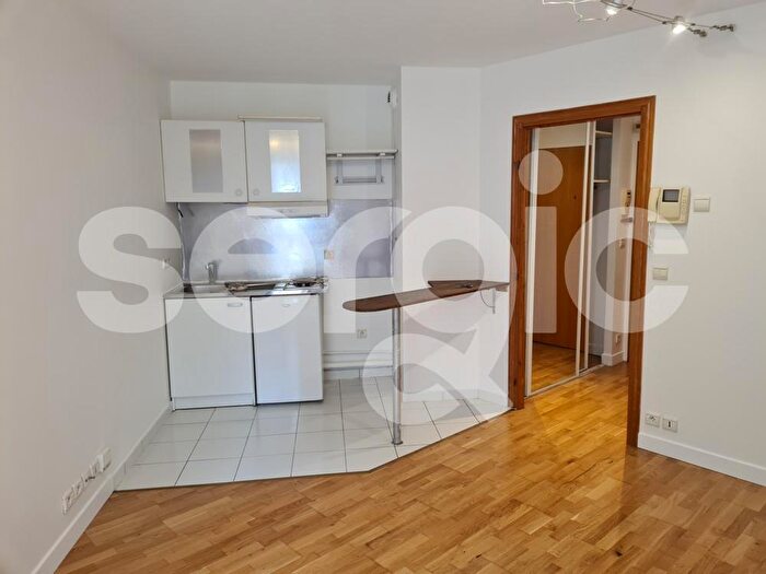 Appartement à louer - Paris e , Muette-Nord, Trocadéro - 1 pièce