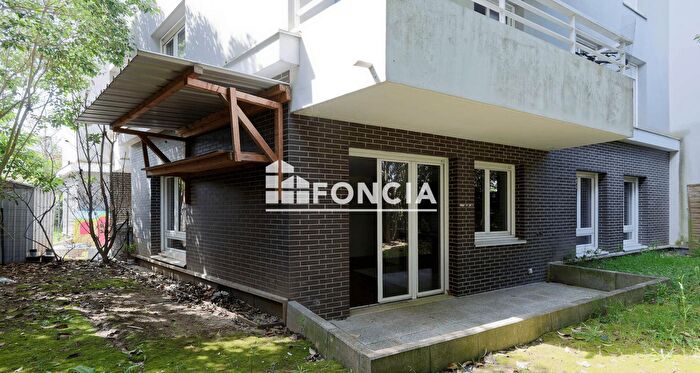 Corbeil-Essonnes, Nacelle, Papeterie : Appartement 3 pièces à vendre