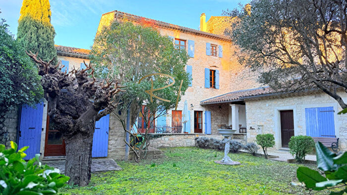 Maison à vendre - Barjac - 9 pièces - 5 chambres