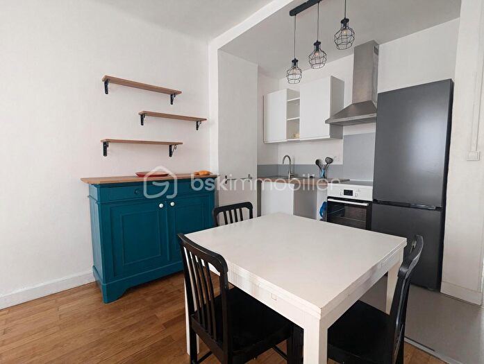 Appartement à vendre - Villeurbanne, Cusset - 3 pièces - 2 chambres