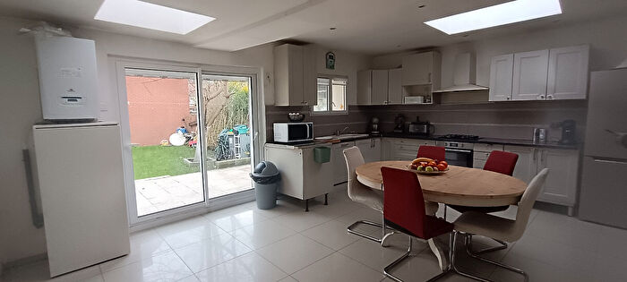 Maison à vendre - Roubaix, Sainte-Elisabeth - 7 pièces - 6 chambres