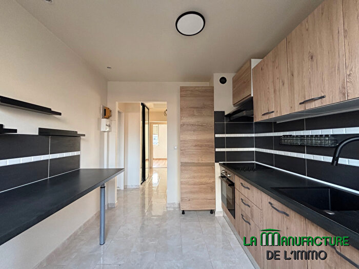 Appartement à vendre - Saint-Étienne, Jacquard, Préfecture - 4 pièces - 3 chambres