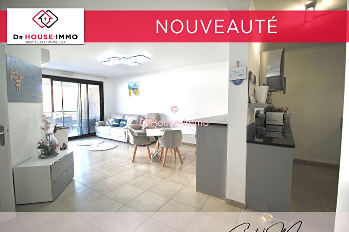 Appartement 3 pièces à vendre à Cavalaire-sur-Mer, Centre-ville