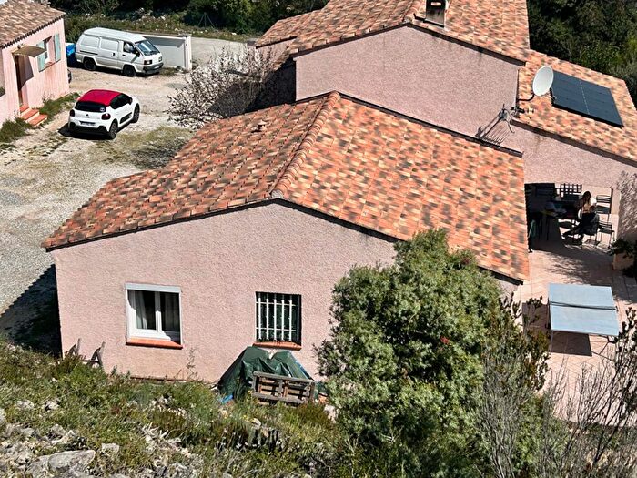 Maison à vendre - Bandol - 8 pièces - 7 chambres
