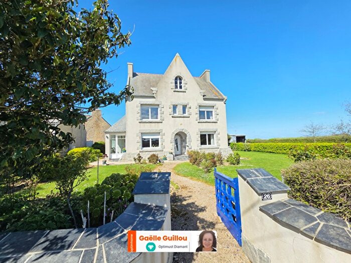 Cléder - Maison 8 pièces à vendre