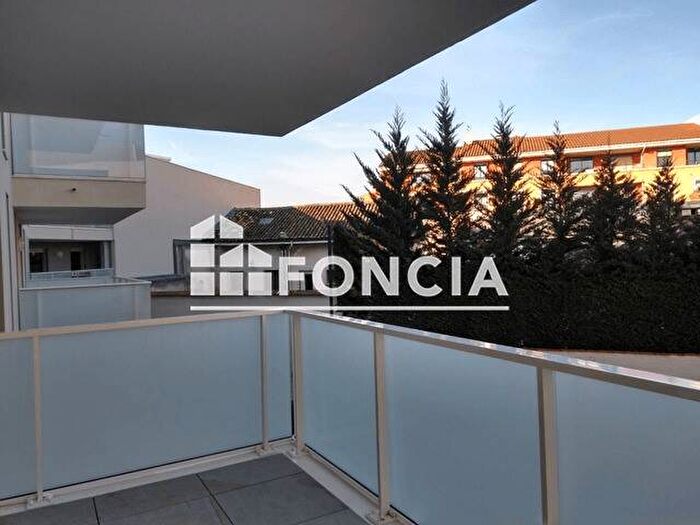 Appartement à louer - centre Ville-La Chartonnière-La Barre, Villefranche-sur-Saône - 1 pièce