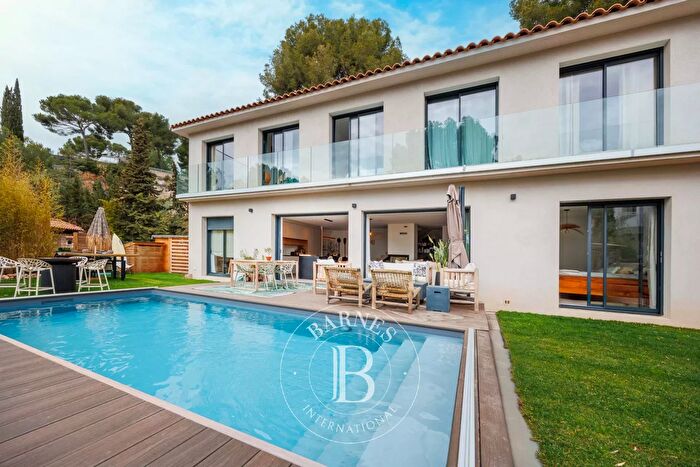 Maison à vendre - Cassis - 7 pièces - 6 chambres