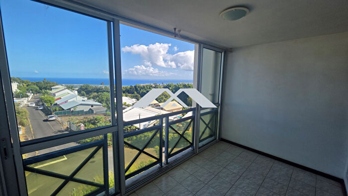 Appartement à louer - Sainte-Marie - 3 pièces - 2 chambres