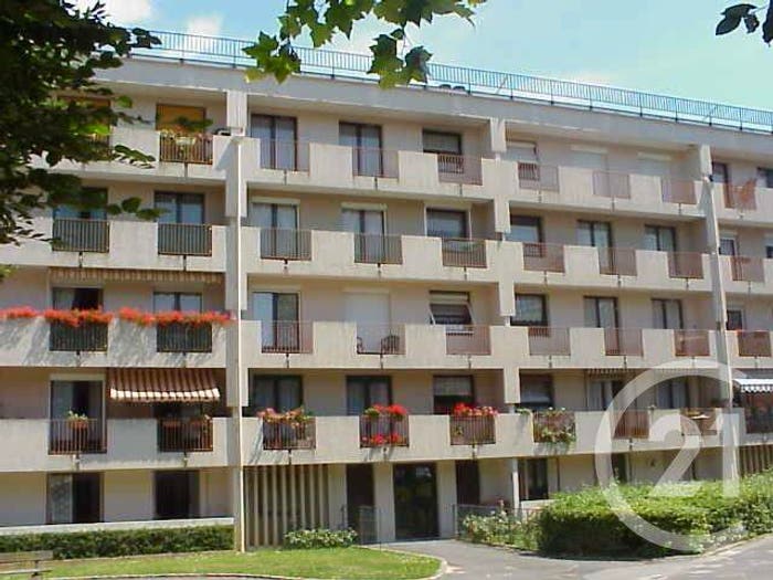 Droux - Appartement 4 pièces à louer