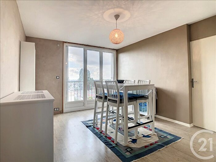 Appartement à louer - Tours, Saint-Symphorien - 3 pièces - 2 chambres