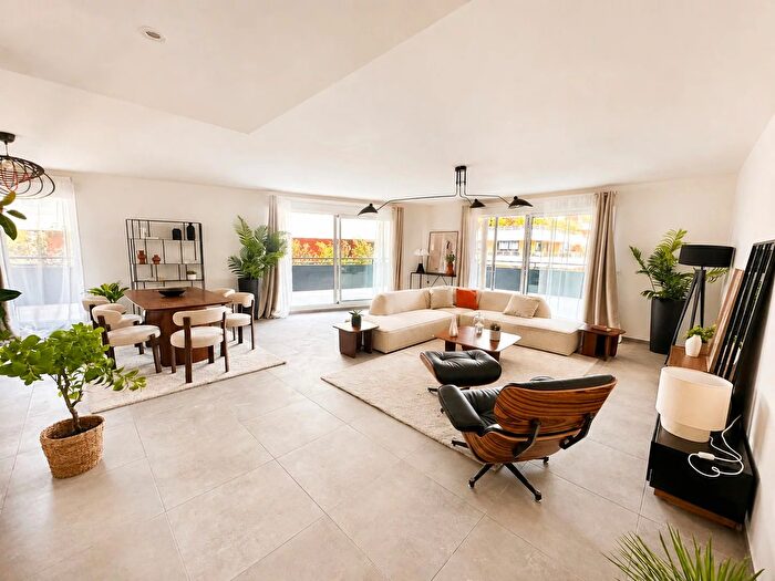 Appartement 5 pièces à Nice, Vernier, à vendre