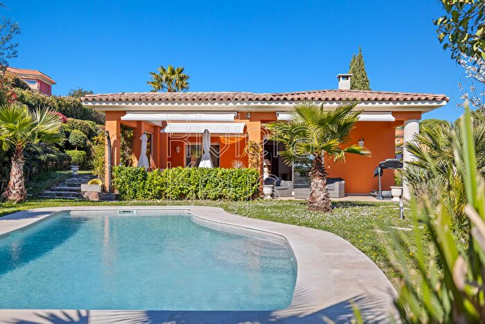 Maison à vendre - Mandelieu-la-Napoule, Minelle - 4 pièces - 3 chambres