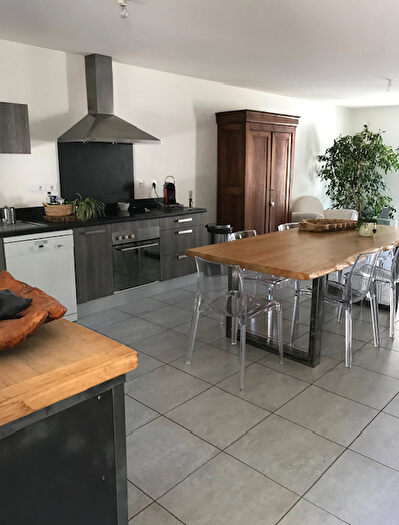 Maison à louer - Mazamet - 4 pièces - 3 chambres