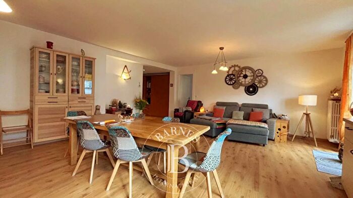 Appartement à vendre - Évian-les-Bains - 5 pièces - 4 chambres