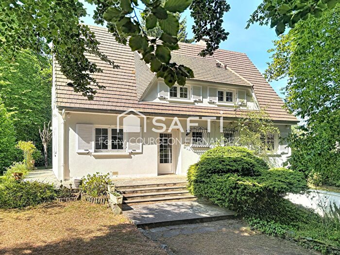 Gouvieux - Maison 8 pièces à vendre
