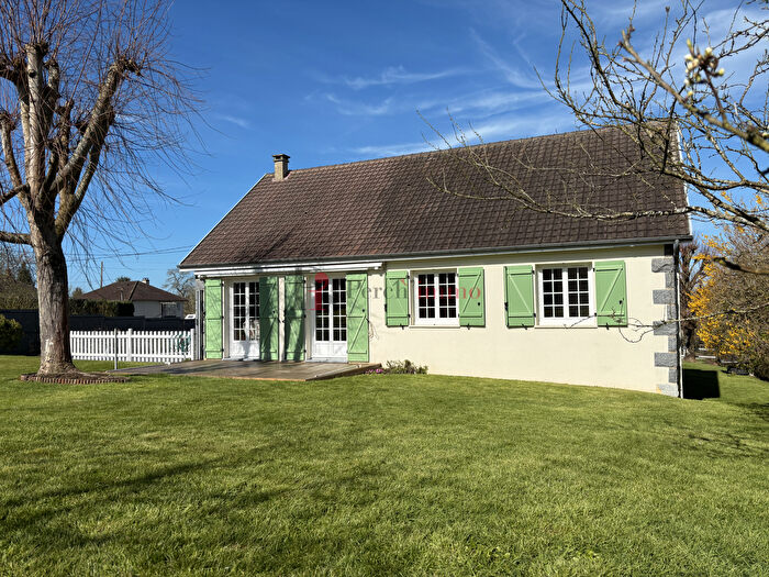 Maison à vendre - Sainte-Scolasse-sur-Sarthe - 5 pièces - 3 chambres