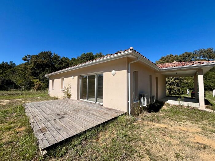 Bostens : Maison 4 pièces à louer