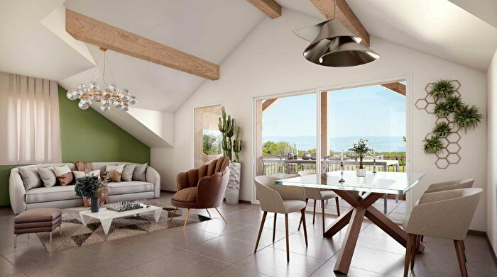 Appartement à vendre - Évian-les-Bains - 4 pièces - 3 chambres