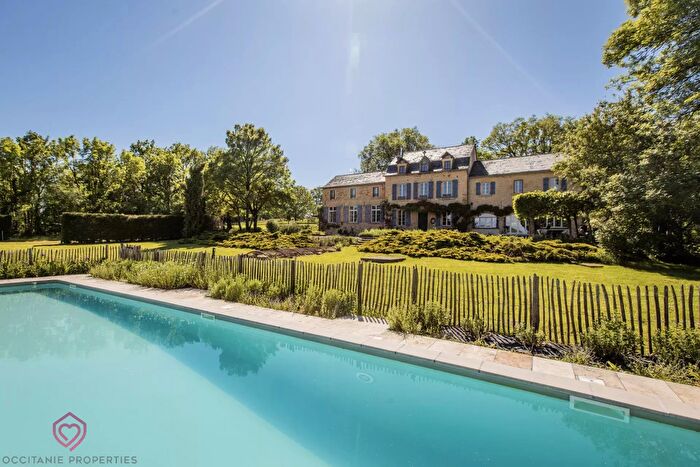 Maison à vendre - Parisot - 10 pièces - 6 chambres