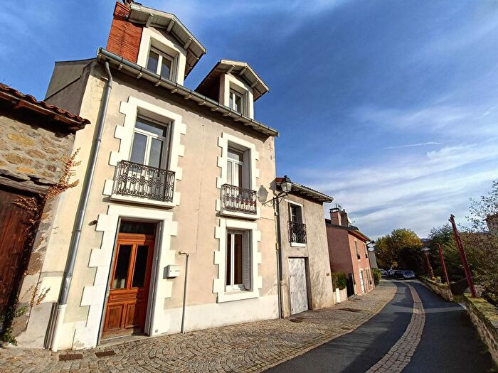 Maison à vendre - Vals-près-le-Puy - 4 pièces - 3 chambres
