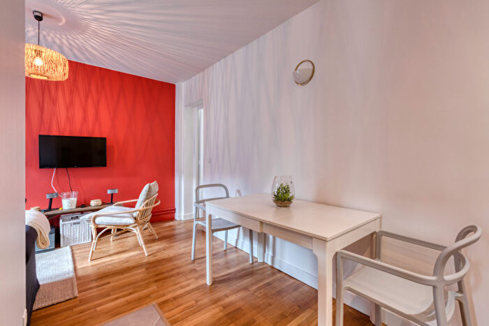 Appartement 2 pièces à louer à Paris 10ème, Louis Blanc, Aqueduc
