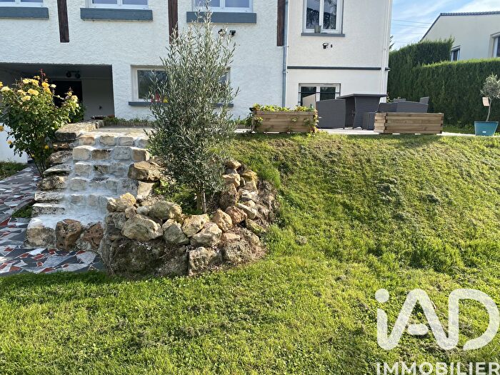 Maison à vendre - Courtois-sur-Yonne - 5 pièces - 3 chambres