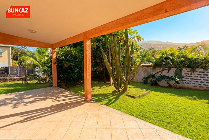 Maison à vendre - Létang-Salé, Centre-ville, Ravine Sheunon - 4 pièces - 3 chambres