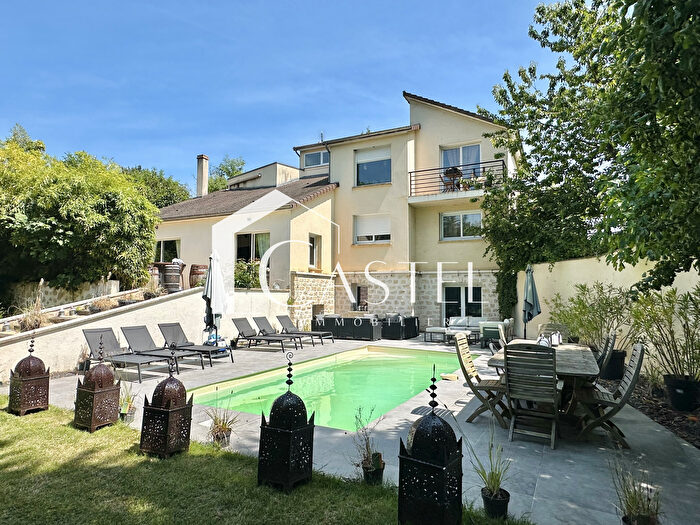 Orgeval : Maison 9 pièces à vendre