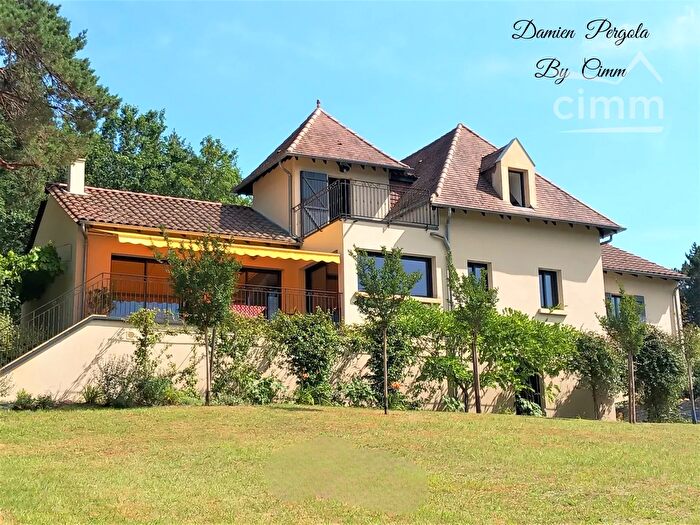 Maison à vendre - Montignac - 6 pièces - 3 chambres