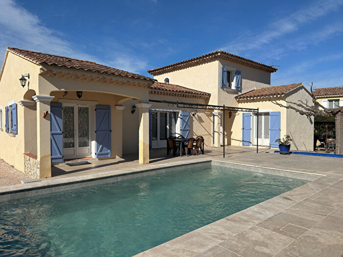 Maison à vendre - Pierrefeu-du-Var - 5 pièces - 4 chambres