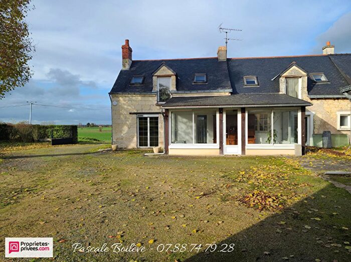 Maison à vendre - Vernantes - 4 pièces - 3 chambres