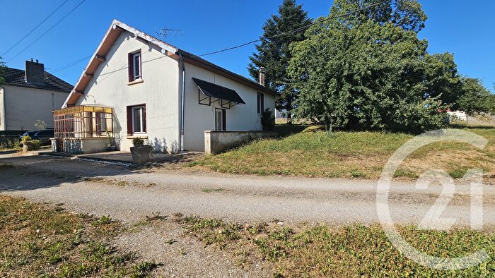 Maison 4 pièces à louer à Noironte