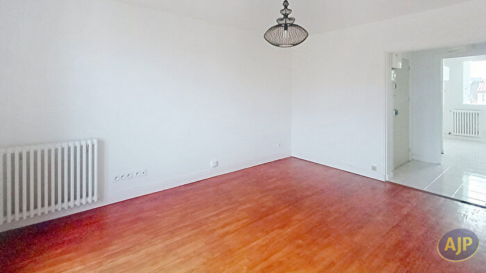 Appartement à louer - Luçon - 4 pièces - 3 chambres