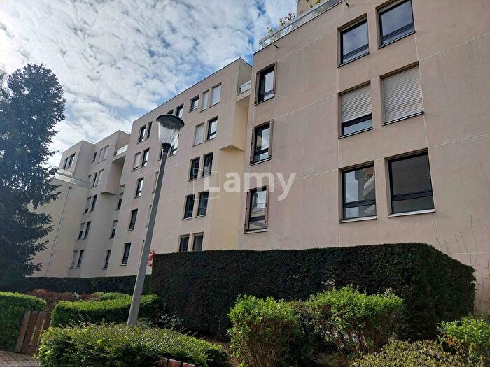 Appartement 4 pièces à louer à Nouveau Chesnay, Le Chesnay-Rocquencourt