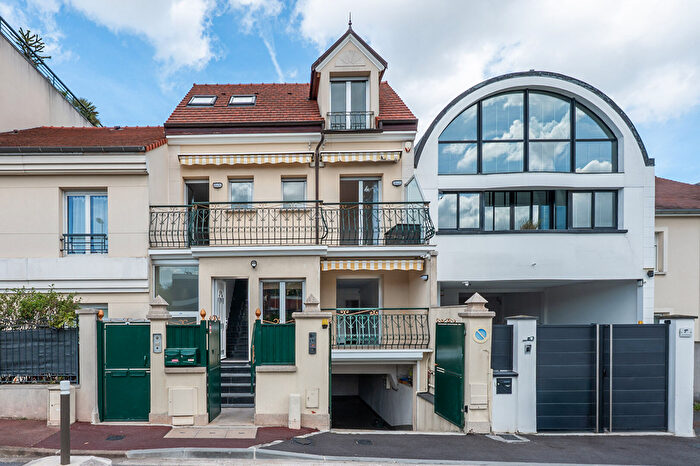 Maison 5 pièces à vendre à Suresnes, Liberté
