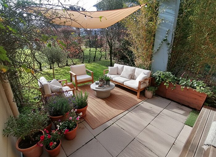 Appartement à vendre - Vannes - 4 pièces - 3 chambres