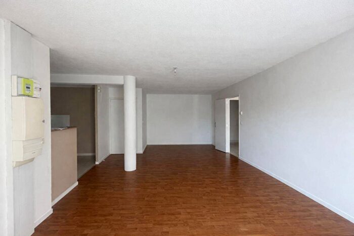 Appartement à louer - Belle Étoile-ème Db-Coulandon, Argentan - 2 pièces - 1 chambre