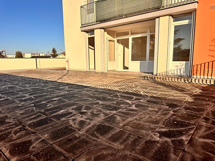 Appartement à vendre - Longvic - 3 pièces - 2 chambres