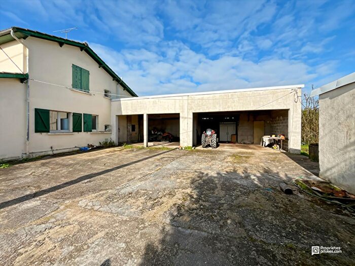 Maison à vendre - Saint-André-de-Cubzac - 4 pièces - 3 chambres