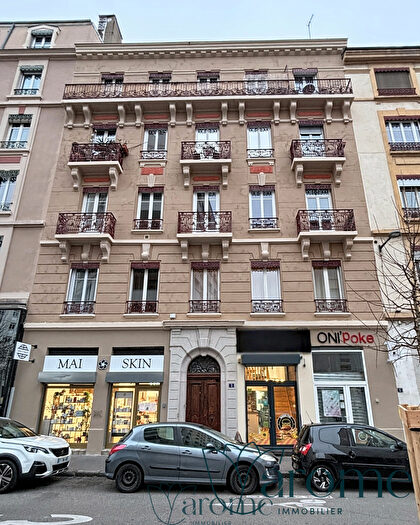 Appartement à vendre - Villeurbanne, Charmettes - 2 pièces - 1 chambre