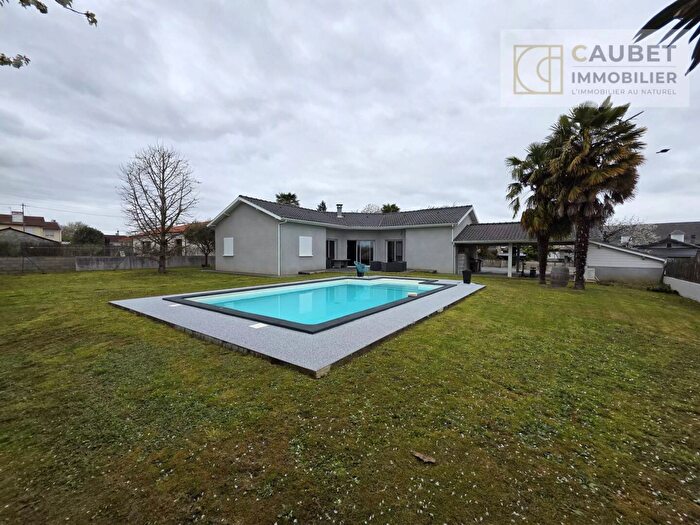 Maison à louer - Juillan - 5 pièces - 3 chambres
