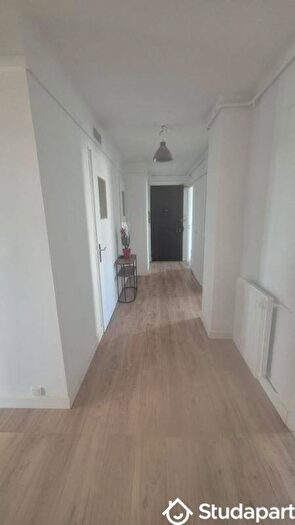Appartement 1 pièce à Cusset, Villeurbanne, à louer