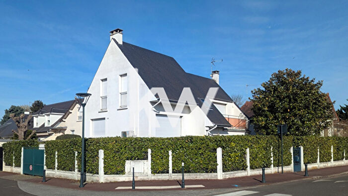 Maison à vendre - Saint-Gratien, Mairie, Petit Lac - 5 pièces - 3 chambres