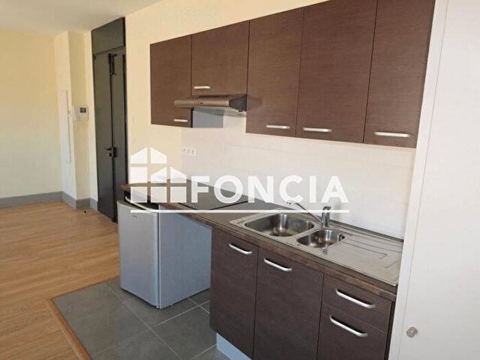 Appartement à louer - Arènes, Nîmes - 2 pièces - 1 chambre