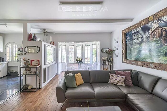 Maison à vendre - Paris e , Montsouris, Dareau - 6 pièces - 5 chambres